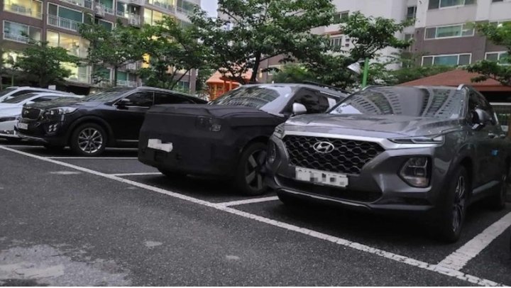 Новый Hyundai Santa Fe с дизайном Land Rover Defender выехал на тесты ...